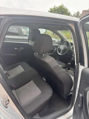 Pelēks Volkswagen Polo 2013 Kauņa, ar dzinēja tilpumu 1.20 L un nobraukumu 233 tūkst. km par 3100 €, foto 11 vietnē AUTOMOTO.COM.LV