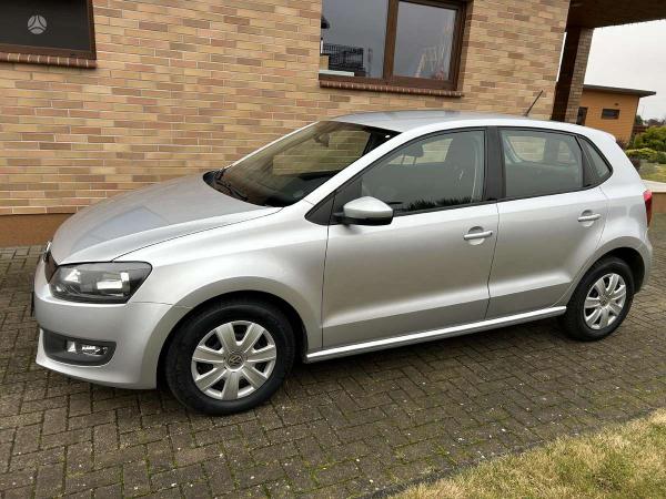 Grey Volkswagen Polo 2014 in Vilkaviskis, with an engine capacity of 1.20 L and mileage of 138 thousand km for 4400 €, photo 1 on AUTOMOTO.COM.LV