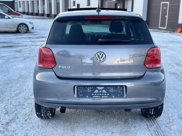 Pelēks Volkswagen Polo 2014 Telšiai, ar dzinēja tilpumu 1.60 L un nobraukumu 194 tūkst. km par 6300 €, foto 6 vietnē AUTOMOTO.COM.LV