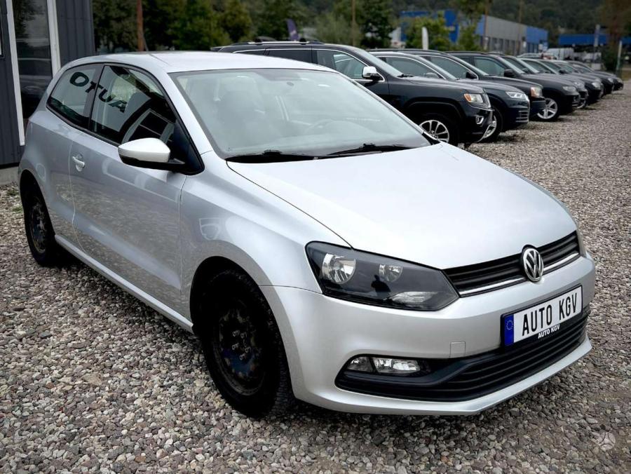 Grey Volkswagen Polo 2014 in Kaunas, with an engine capacity of 1.20 L and mileage of 162 thousand km for 4299 €, photo 5 on AUTOMOTO.COM.LV