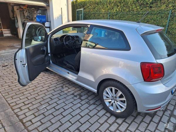 Pelēks Volkswagen Polo 2014 Viļņa, ar dzinēja tilpumu 1.20 L un nobraukumu 216 tūkst. km par 3000 €, foto 3 vietnē AUTOMOTO.COM.LV