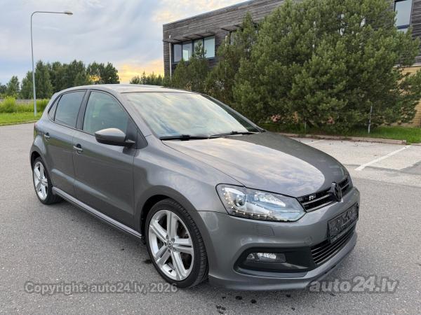 Pelēks Volkswagen Polo 2014 Tallina, ar dzinēja tilpumu 1.60 L un nobraukumu 370 tūkst. km par 5999 €, foto 3 vietnē AUTOMOTO.COM.LV