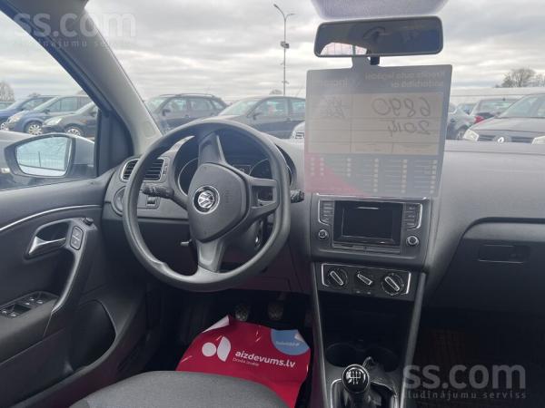 Pelēks Volkswagen Polo 2014 Talsi, ar dzinēja tilpumu 1.40 L un nobraukumu 165 tūkst. km par 6890 €, foto 11 vietnē AUTOMOTO.COM.LV