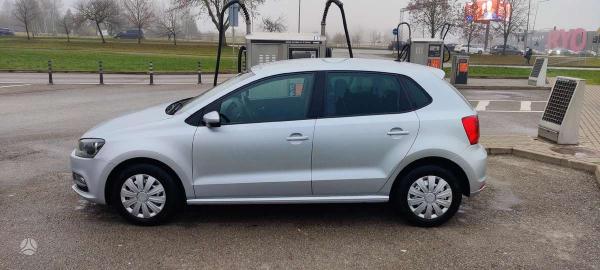 Grey Volkswagen Polo 2015 in Panevezys, with an engine capacity of 1.42 L and mileage of 127 thousand km for 4900 €, photo 2 on AUTOMOTO.COM.LV
