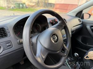 Pelēks Volkswagen Polo 2015 Limbaži, ar dzinēja tilpumu 1.00 L un nobraukumu 197 tūkst. km par 4200 €, foto 9 vietnē AUTOMOTO.COM.LV
