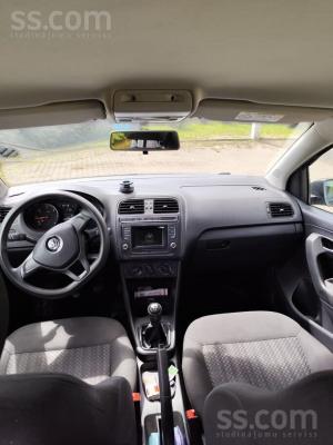 Grey Volkswagen Polo 2015 in Riga, with an engine capacity of 1.40 L and mileage of 289 thousand km for 3500 €, photo 8 on AUTOMOTO.COM.LV