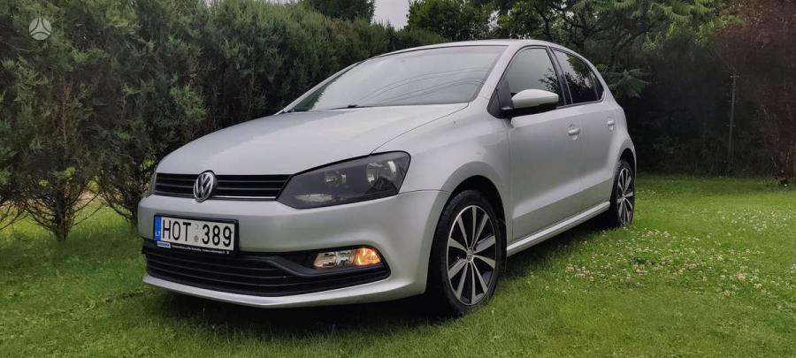Pelēks Volkswagen Polo 2015 Panevēža, ar dzinēja tilpumu 1.42 L un nobraukumu 128 tūkst. km par 5400 €, foto 9 vietnē AUTOMOTO.COM.LV