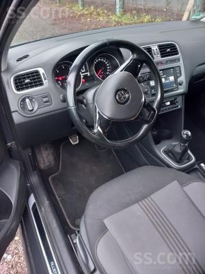 Pelēks Volkswagen Polo 2016 Cēsis, ar dzinēja tilpumu 1.40 L un nobraukumu 325 tūkst. km par 5250 €, foto 4 vietnē AUTOMOTO.COM.LV