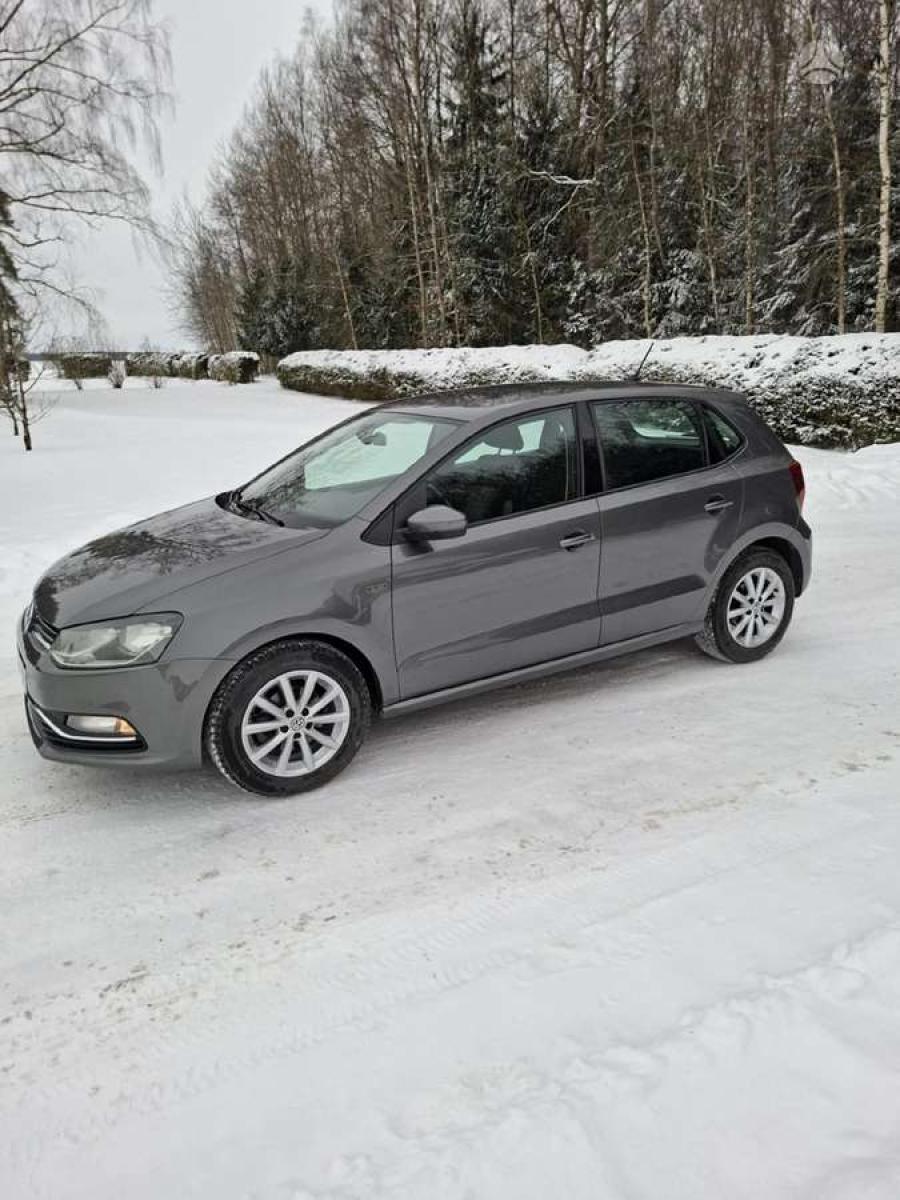 Grey Volkswagen Polo 2016 in Pasvalys, with an engine capacity of 1.20 L and mileage of 118 thousand km for 6700 €, photo 3 on AUTOMOTO.COM.LV