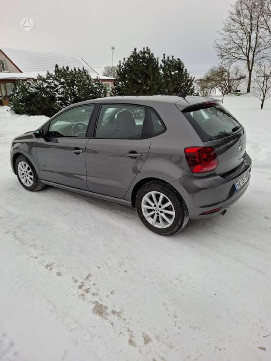 Grey Volkswagen Polo 2016 in Pasvalys, with an engine capacity of 1.20 L and mileage of 118 thousand km for 6700 €, photo 6 on AUTOMOTO.COM.LV