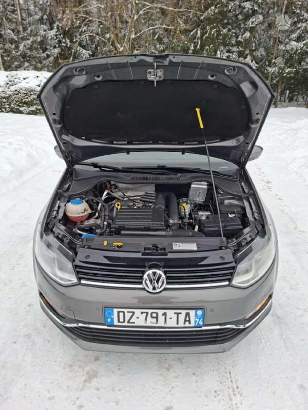 Grey Volkswagen Polo 2016 in Pasvalys, with an engine capacity of 1.20 L and mileage of 118 thousand km for 6700 €, photo 7 on AUTOMOTO.COM.LV