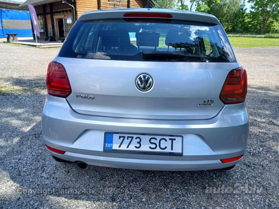 Pelēks Volkswagen Polo 2016 Tartu, ar dzinēja tilpumu 1.40 L un nobraukumu 305 tūkst. km par 4900 €, foto 7 vietnē AUTOMOTO.COM.LV