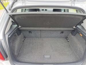 Grey Volkswagen Polo 2016 in Panevezys, with an engine capacity of 1.20 L and mileage of 127 thousand km for 6300 €, photo 12 on AUTOMOTO.COM.LV