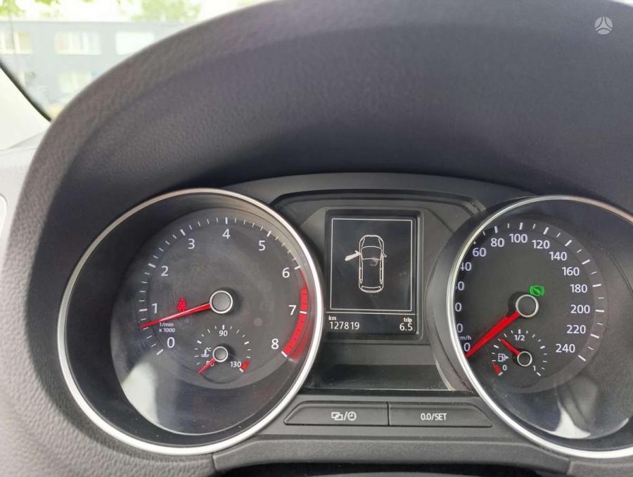 Grey Volkswagen Polo 2016 in Panevezys, with an engine capacity of 1.20 L and mileage of 127 thousand km for 6300 €, photo 17 on AUTOMOTO.COM.LV