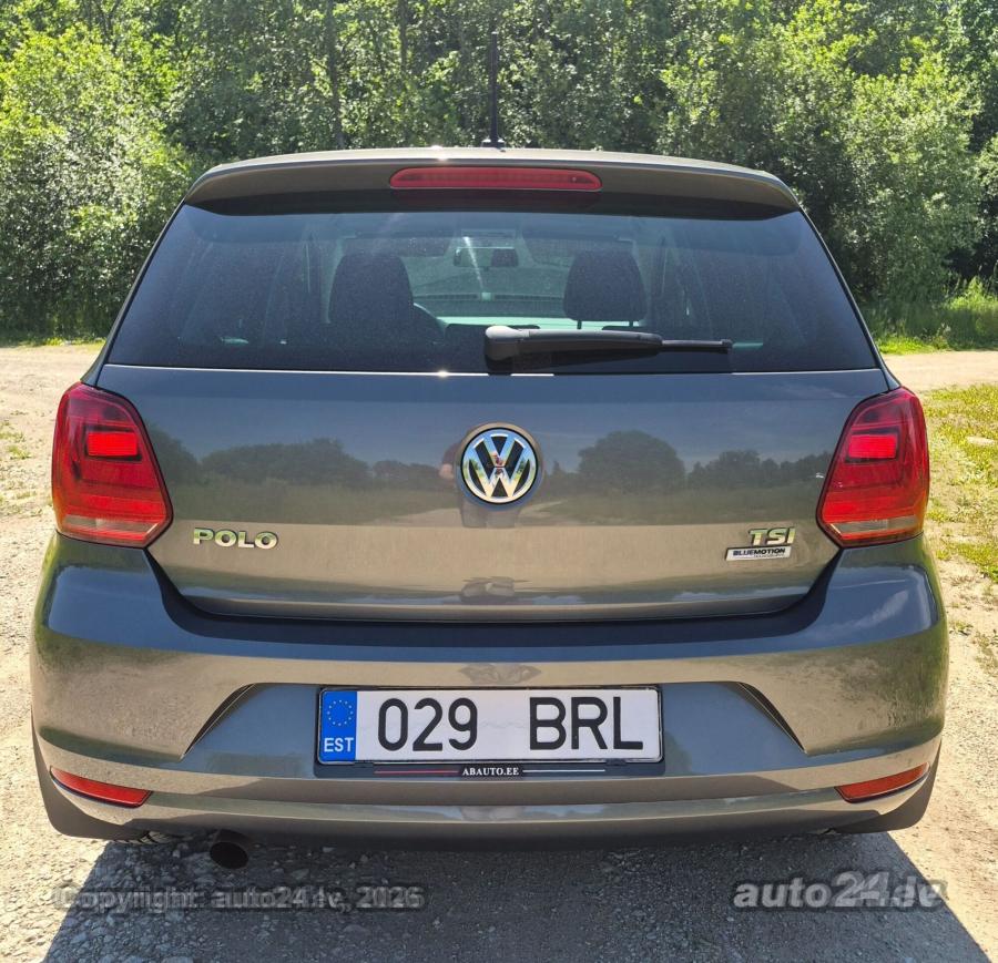 Pelēks Volkswagen Polo 2016 Tallina, ar dzinēja tilpumu 1.20 L un nobraukumu 100 tūkst. km par 8490 €, foto 6 vietnē AUTOMOTO.COM.LV