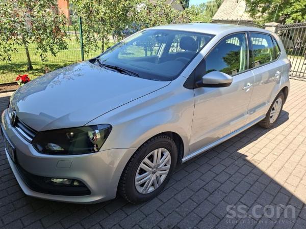Grey Volkswagen Polo 2016 in Dobele, with an engine capacity of 1.20 L and mileage of 66 thousand km for 6500 €, photo 1 on AUTOMOTO.COM.LV