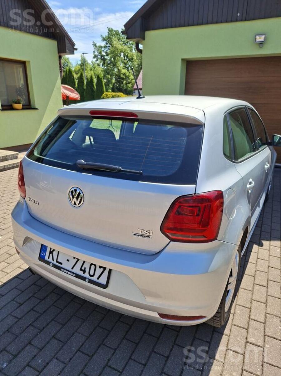 Grey Volkswagen Polo 2016 in Dobele, with an engine capacity of 1.20 L and mileage of 66 thousand km for 6500 €, photo 3 on AUTOMOTO.COM.LV