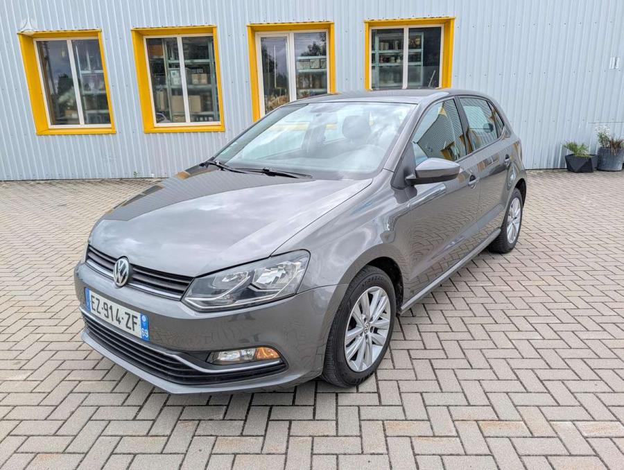 Pelēks Volkswagen Polo 2016 Tauragė, ar dzinēja tilpumu 1.20 L un nobraukumu 186 tūkst. km par 5800 €, foto 1 vietnē AUTOMOTO.COM.LV