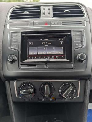 Pelēks Volkswagen Polo 2016 Tauragė, ar dzinēja tilpumu 1.20 L un nobraukumu 186 tūkst. km par 5800 €, foto 12 vietnē AUTOMOTO.COM.LV