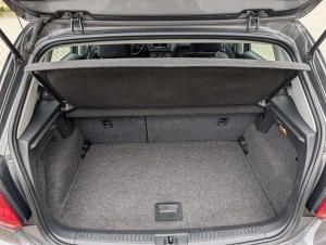 Pelēks Volkswagen Polo 2016 Tauragė, ar dzinēja tilpumu 1.20 L un nobraukumu 186 tūkst. km par 5800 €, foto 16 vietnē AUTOMOTO.COM.LV