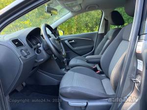Pelēks Volkswagen Polo 2016 Tallina, ar dzinēja tilpumu 1.20 L un nobraukumu 100 tūkst. km par 7990 €, foto 8 vietnē AUTOMOTO.COM.LV