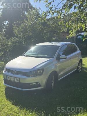 Grey Volkswagen Polo 2016 in Riga, with an engine capacity of 1.00 L and mileage of 120 thousand km for 5500 €, photo  on AUTOMOTO.COM.LV