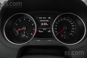 Grey Volkswagen Polo 2016 in Riga, with an engine capacity of 1.20 L and mileage of 157 thousand km for 6990 €, photo 13 on AUTOMOTO.COM.LV