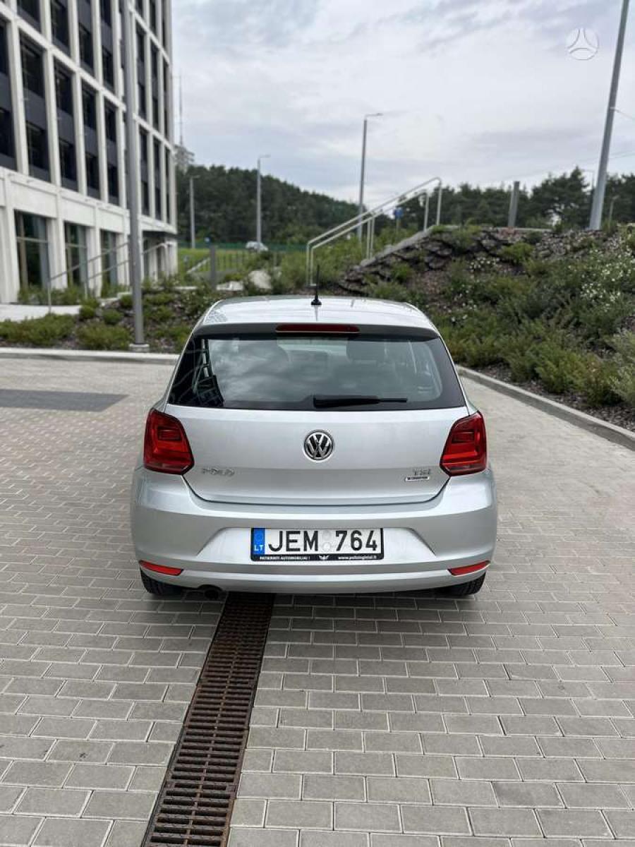 Pelēks Volkswagen Polo 2016 Viļņa, ar dzinēja tilpumu 1.20 L un nobraukumu 201 tūkst. km par 5700 €, foto 6 vietnē AUTOMOTO.COM.LV