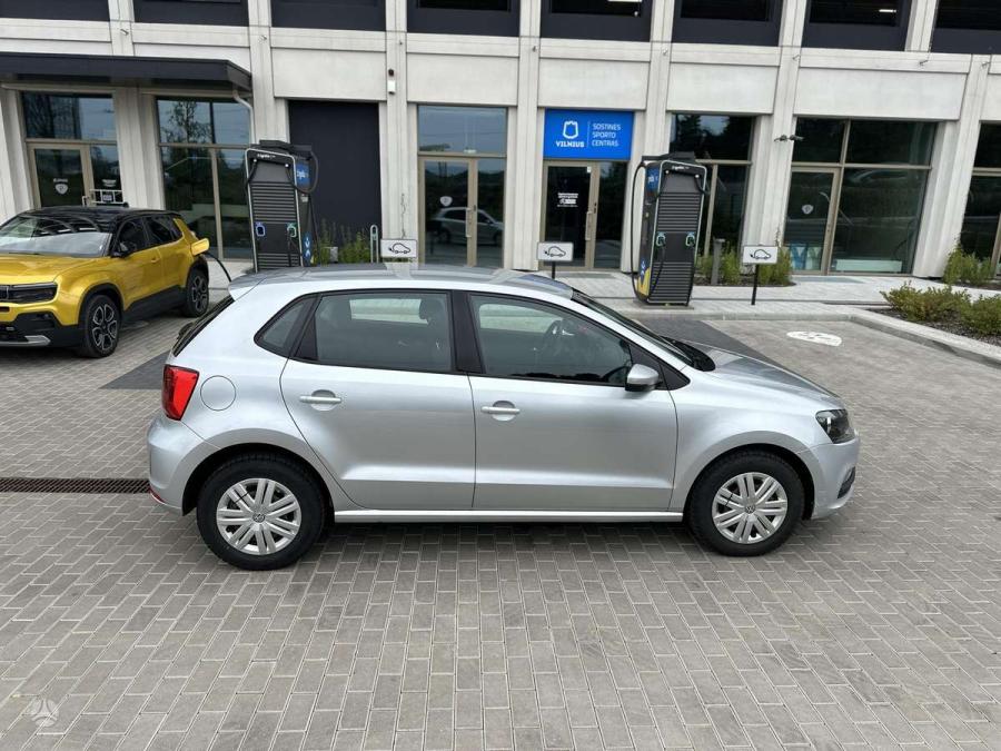 Pelēks Volkswagen Polo 2016 Viļņa, ar dzinēja tilpumu 1.20 L un nobraukumu 201 tūkst. km par 5700 €, foto 9 vietnē AUTOMOTO.COM.LV