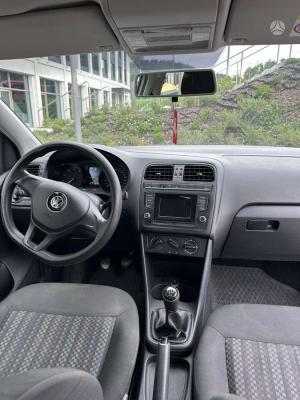 Pelēks Volkswagen Polo 2016 Viļņa, ar dzinēja tilpumu 1.20 L un nobraukumu 201 tūkst. km par 5700 €, foto 12 vietnē AUTOMOTO.COM.LV