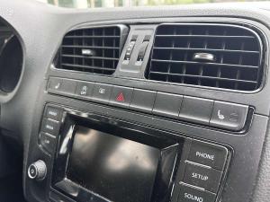 Pelēks Volkswagen Polo 2016 Viļņa, ar dzinēja tilpumu 1.20 L un nobraukumu 201 tūkst. km par 5700 €, foto 18 vietnē AUTOMOTO.COM.LV