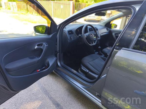 Pelēks Volkswagen Polo 2017 Rīga, ar dzinēja tilpumu 1.40 L un nobraukumu 74 tūkst. km par 6700 €, foto 7 vietnē AUTOMOTO.COM.LV