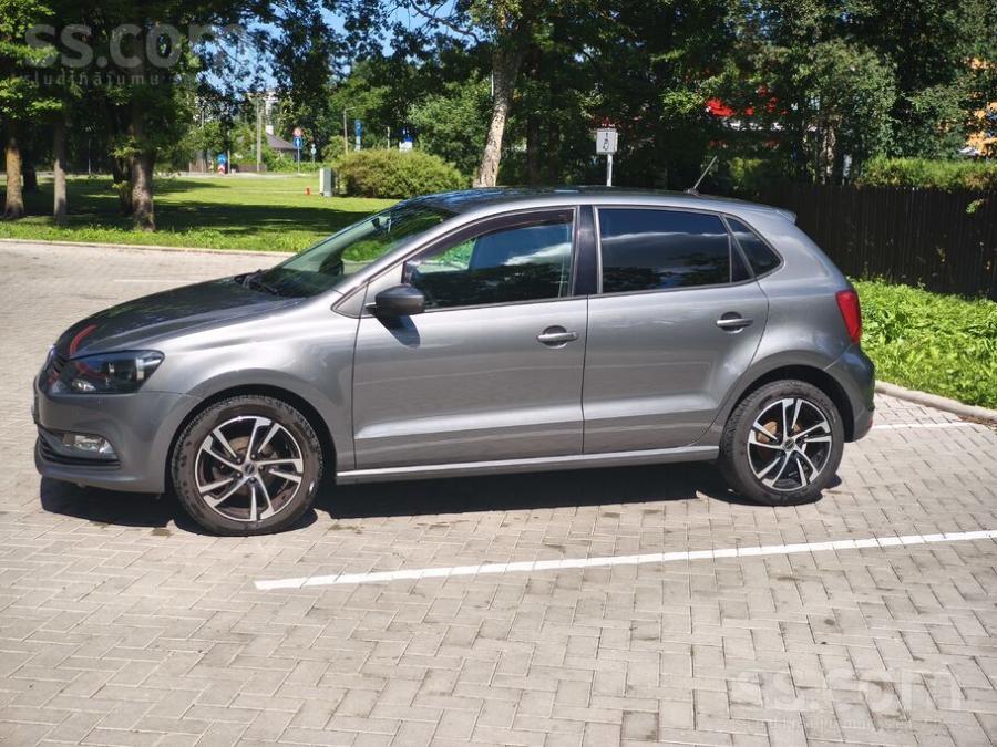 Pelēks Volkswagen Polo 2017 Rīga, ar dzinēja tilpumu 1.40 L un nobraukumu 74 tūkst. km par 6700 €, foto 3 vietnē AUTOMOTO.COM.LV