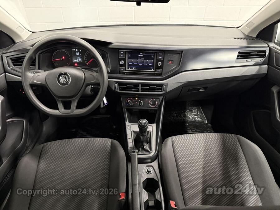 Grey Volkswagen Polo 2018 in Tallinn, with an engine capacity of 1.60 L and mileage of 159 thousand km for 8995 €, photo 18 on AUTOMOTO.COM.LV