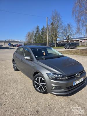 Grey Volkswagen Polo 2018 in Vilnius, with an engine capacity of 1.60 L and mileage of 281 thousand km for 7200 €, photo  on AUTOMOTO.COM.LV