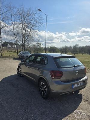 Grey Volkswagen Polo 2018 in Vilnius, with an engine capacity of 1.60 L and mileage of 281 thousand km for 7200 €, photo 3 on AUTOMOTO.COM.LV