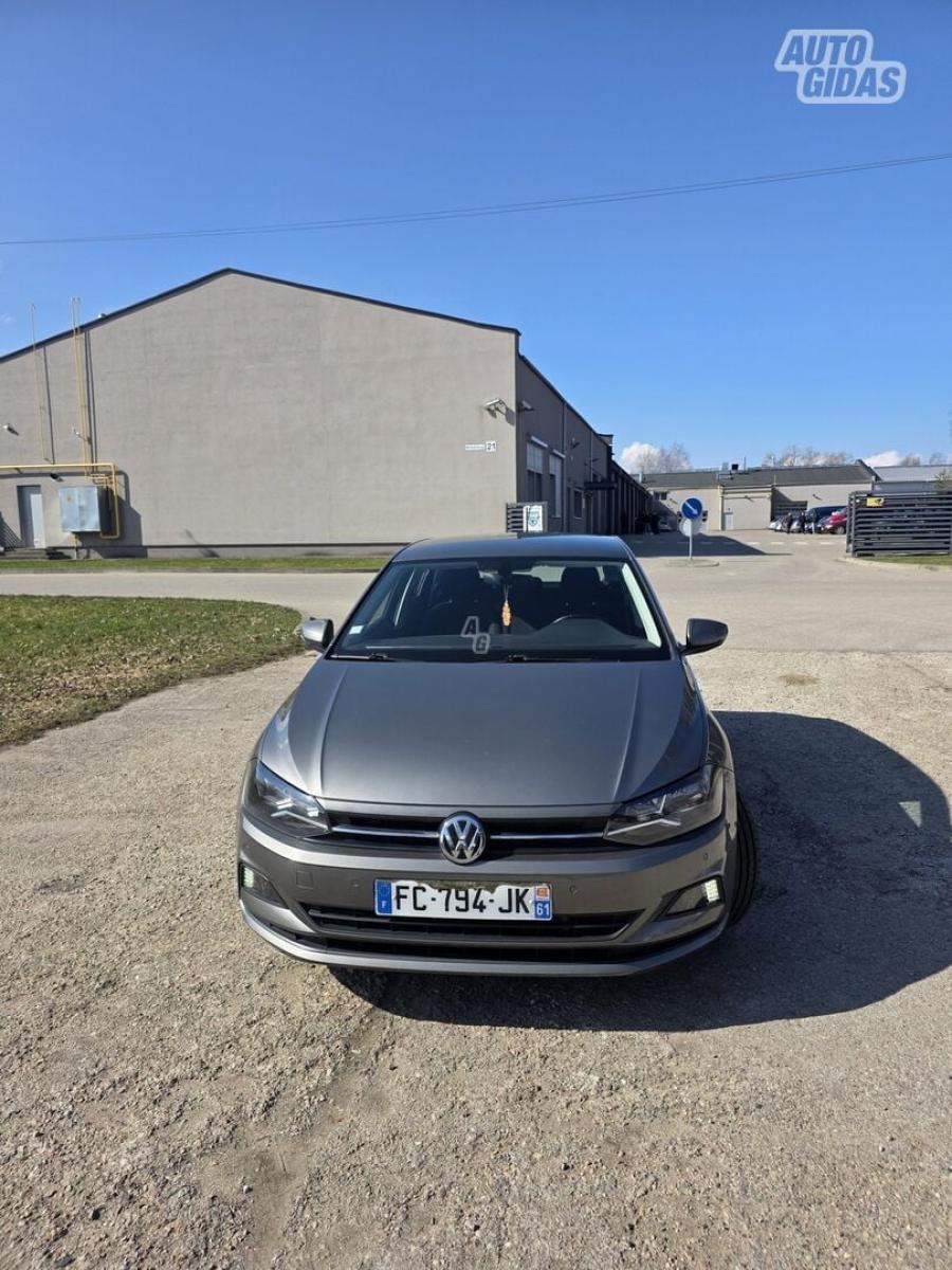 Grey Volkswagen Polo 2018 in Vilnius, with an engine capacity of 1.60 L and mileage of 281 thousand km for 7200 €, photo 5 on AUTOMOTO.COM.LV
