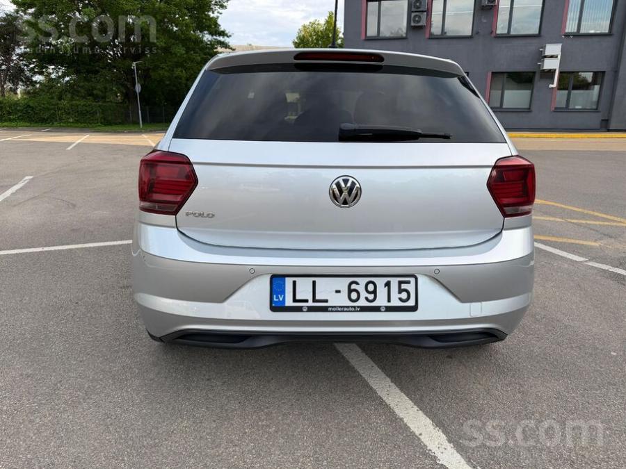 Pelēks Volkswagen Polo 2018 Rīga, ar dzinēja tilpumu 1.00 L un nobraukumu 131 tūkst. km par 6900 €, foto 6 vietnē AUTOMOTO.COM.LV
