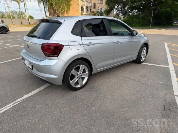 Grey Volkswagen Polo 2018 in Riga, with an engine capacity of 1.00 L and mileage of 131 thousand km for 6900 €, photo 6 on AUTOMOTO.COM.LV