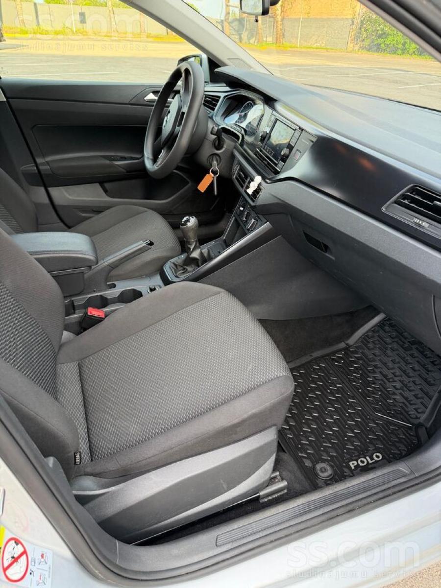 Pelēks Volkswagen Polo 2018 Rīga, ar dzinēja tilpumu 1.00 L un nobraukumu 131 tūkst. km par 6900 €, foto 10 vietnē AUTOMOTO.COM.LV