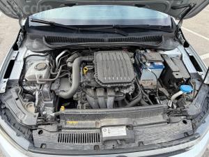 Pelēks Volkswagen Polo 2018 Rīga, ar dzinēja tilpumu 1.00 L un nobraukumu 131 tūkst. km par 6900 €, foto 14 vietnē AUTOMOTO.COM.LV