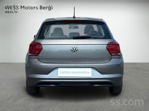 Серый Фольксваген Поло 2018 в Рига, объемом двигателя 1.00 л и пробегом 82 тыс. км за 8990 €, фото 5 на AUTOMOTO.COM.LV