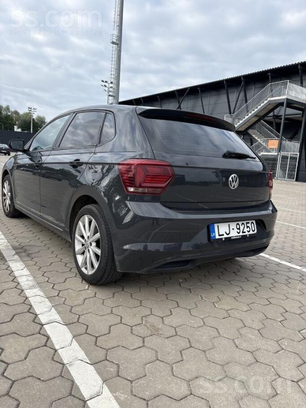 Grey Volkswagen Polo 2018 in Jelgava, with an engine capacity of 1.60 L and mileage of 188 thousand km for 7200 €, photo 3 on AUTOMOTO.COM.LV