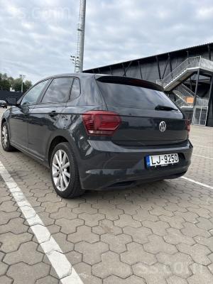 Pelēks Volkswagen Polo 2018 Jelgava, ar dzinēja tilpumu 1.60 L un nobraukumu 188 tūkst. km par 7200 €, foto 4 vietnē AUTOMOTO.COM.LV