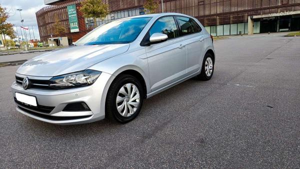 Grey Volkswagen Polo 2019 in Klaipeda, with an engine capacity of 1.60 L and mileage of 107 thousand km for 10100 €, photo 4 on AUTOMOTO.COM.LV