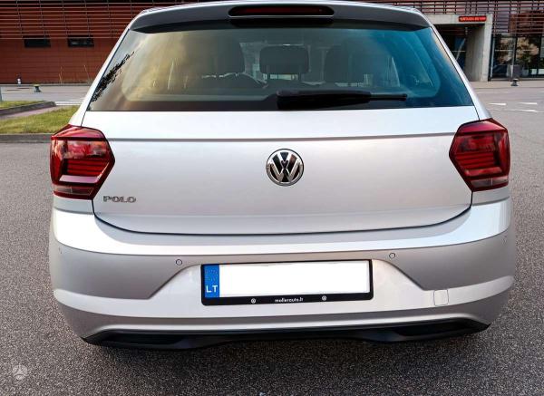 Grey Volkswagen Polo 2019 in Klaipeda, with an engine capacity of 1.60 L and mileage of 107 thousand km for 10100 €, photo 10 on AUTOMOTO.COM.LV