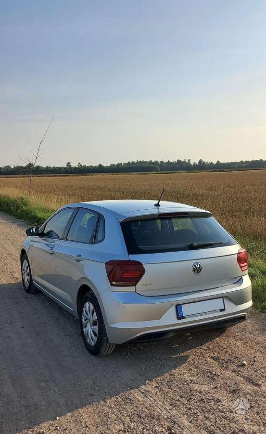 Grey Volkswagen Polo 2019 in Klaipeda, with an engine capacity of 1.60 L and mileage of 120 thousand km for 9500 €, photo 3 on AUTOMOTO.COM.LV