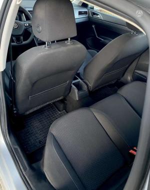 Grey Volkswagen Polo 2019 in Klaipeda, with an engine capacity of 1.60 L and mileage of 120 thousand km for 9500 €, photo 7 on AUTOMOTO.COM.LV