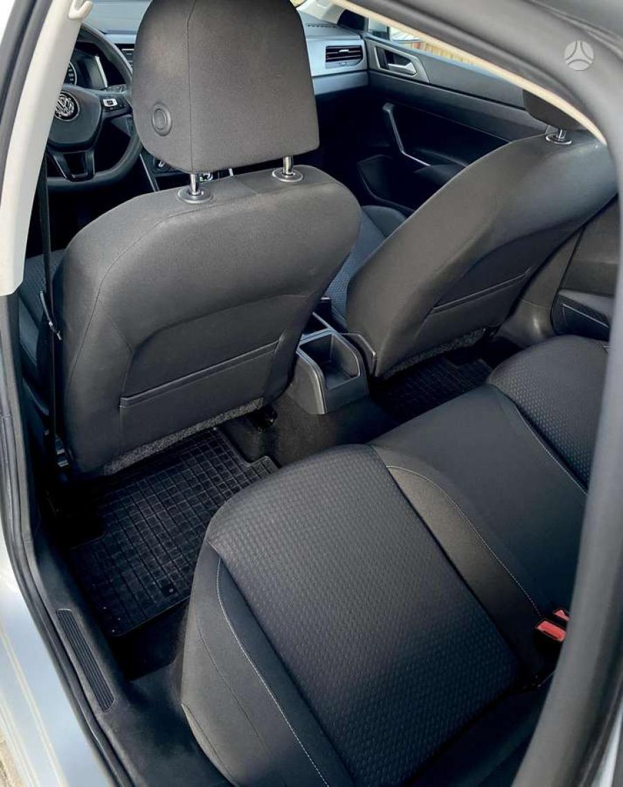 Grey Volkswagen Polo 2019 in Klaipeda, with an engine capacity of 1.60 L and mileage of 120 thousand km for 9500 €, photo 7 on AUTOMOTO.COM.LV