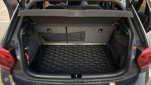 Grey Volkswagen Polo 2019 in Vilnius, with an engine capacity of 1.60 L and mileage of 203 thousand km for 10500 €, photo 14 on AUTOMOTO.COM.LV